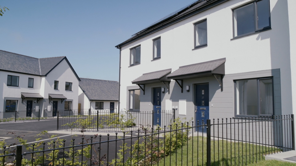 New energy efficient homes transform lives in Brynsiencyn - Clwydalyn